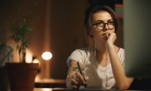 Domain Expiration Checker Online Tool - SeekaHost.app